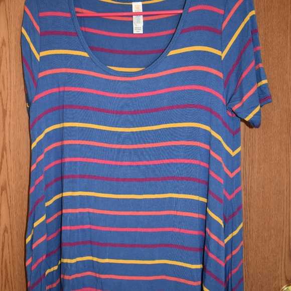 LuLaRoe | Tops | Llr Perfect T | Poshmark